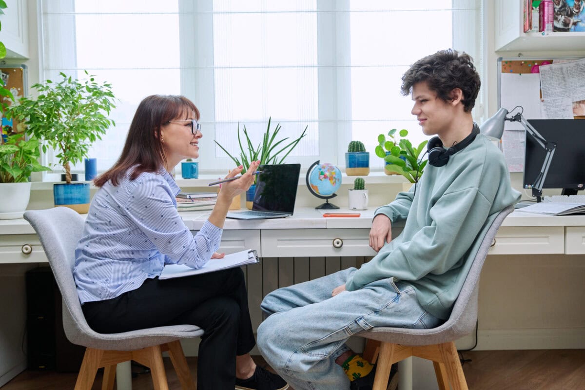 10 Simple But Effective Ways to Improve First-Year Student Retention ...