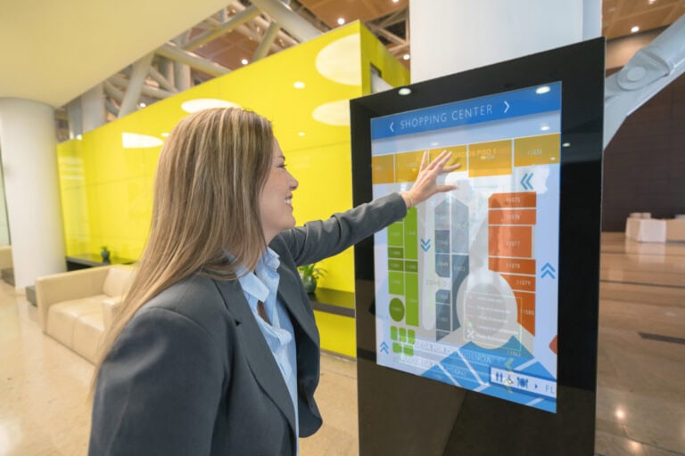 How Indoor-to-Outdoor Navigation Transforms User Experience on ...